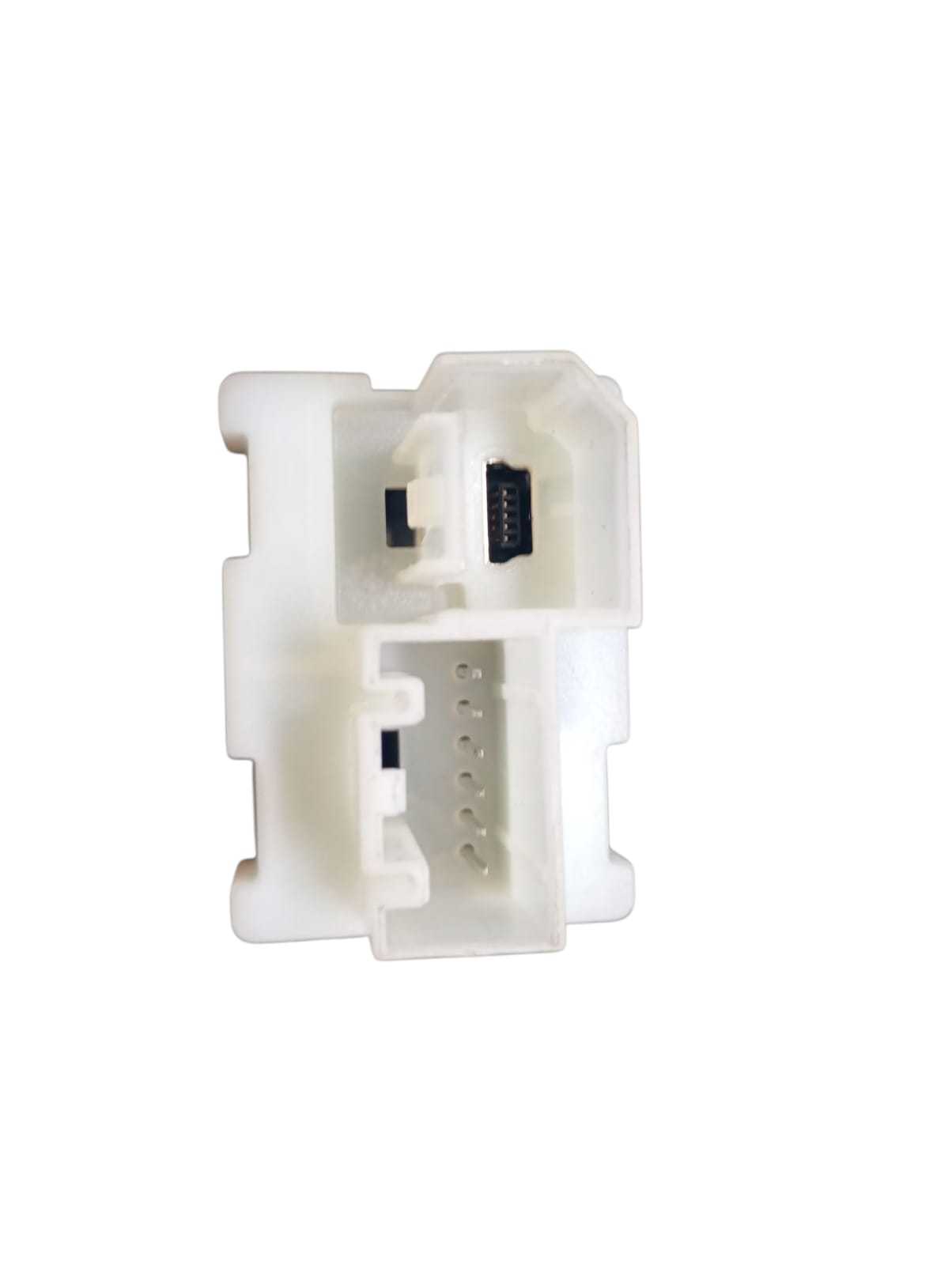 Distrito Autopeças Comando Usb Painel Chevrolet Onix 2020 2021 2022 ...